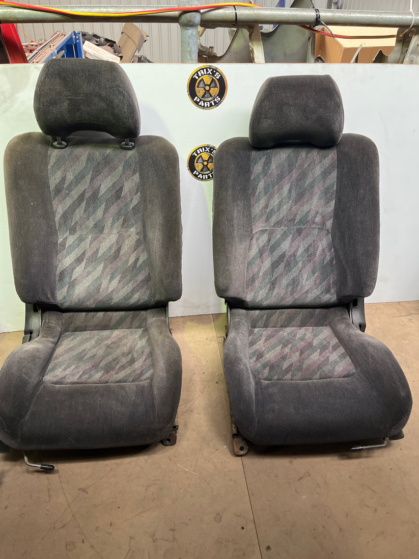 Standard Front Seats With Rails Pair - S1 S14 Silvia – Trix's Parts
