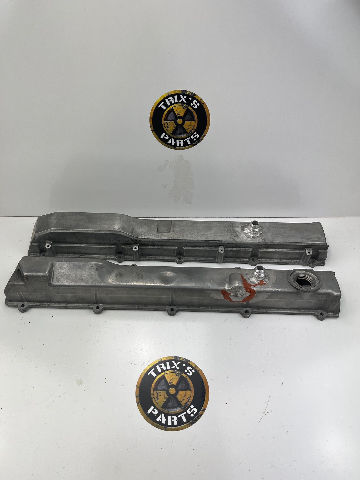 RB25 Cam Covers Pair, With Aftermarket Fittings – Trix's Parts